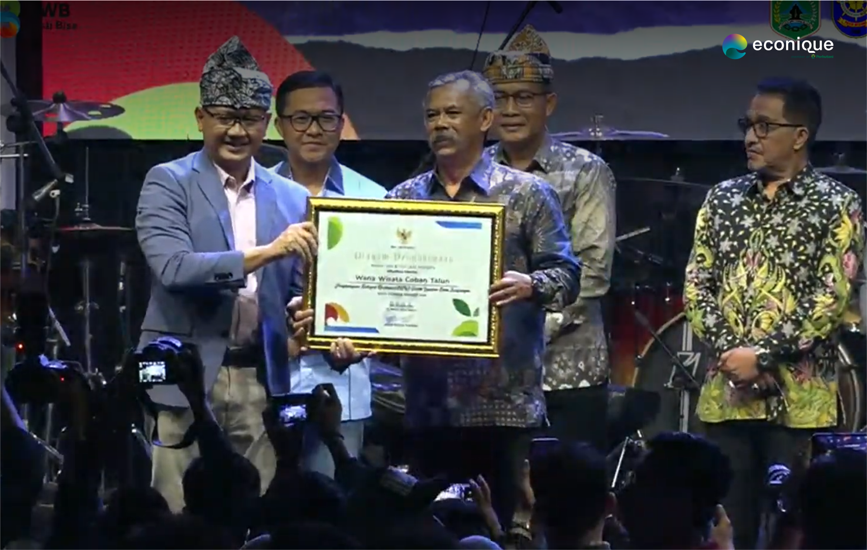 Wana Wisata Coban Talun Raih Penghargaan Batu Tourism Award 2024 ...